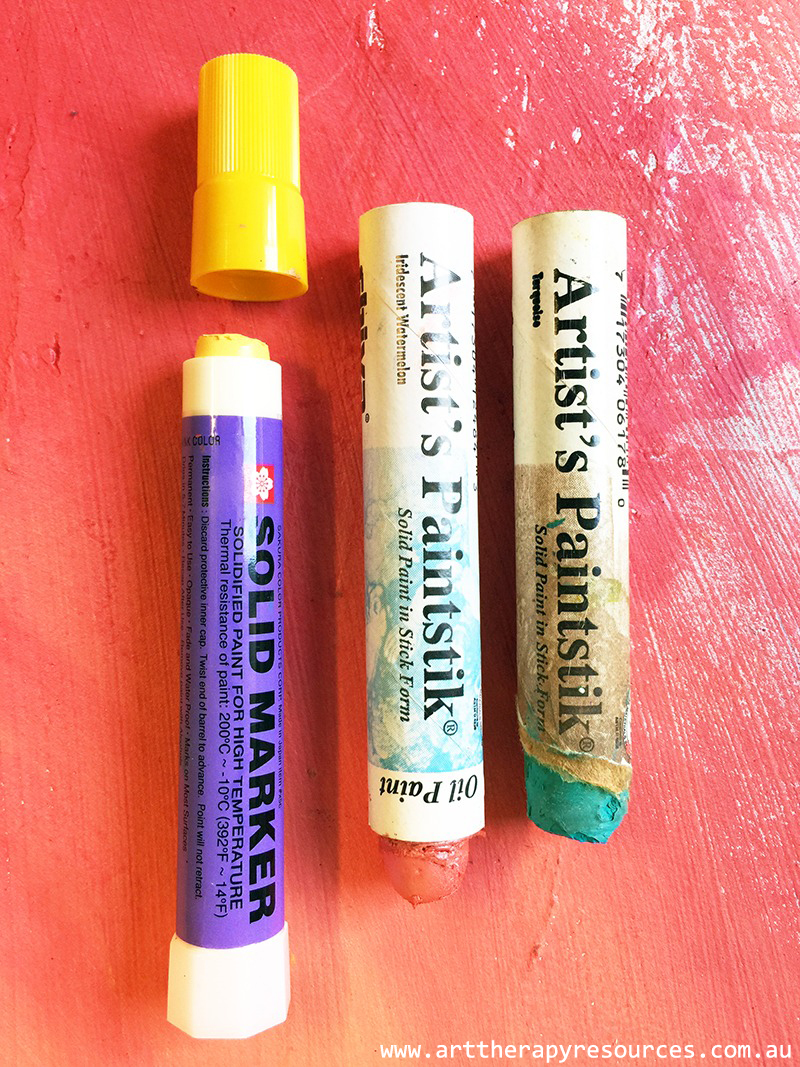 10 Art Mediums To Use in Your Art Therapy Sessions